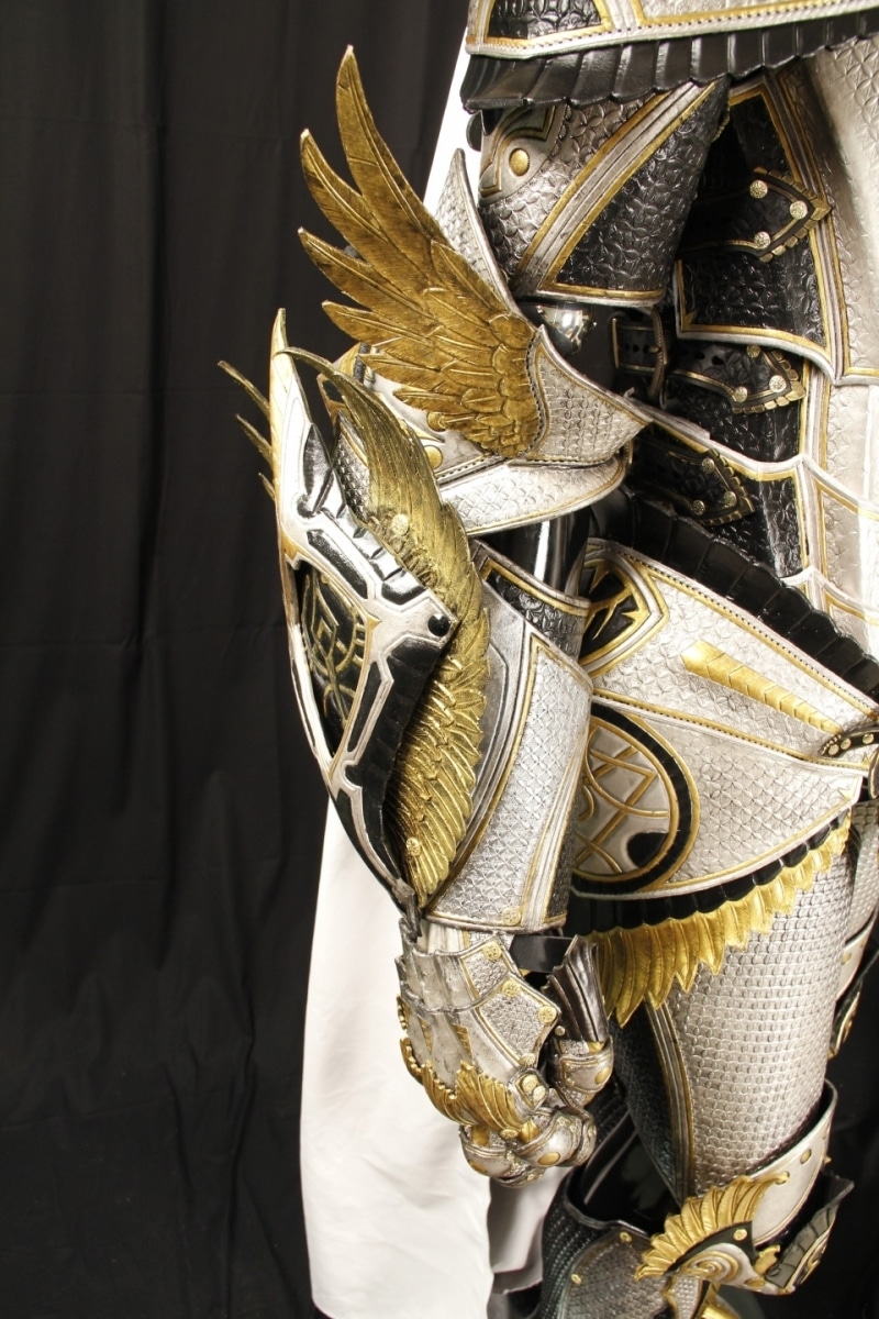Gallery - White Knight Armor - Prince Armory